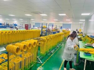 Fiber optic patch cord face cleaning and maintaining complete guide