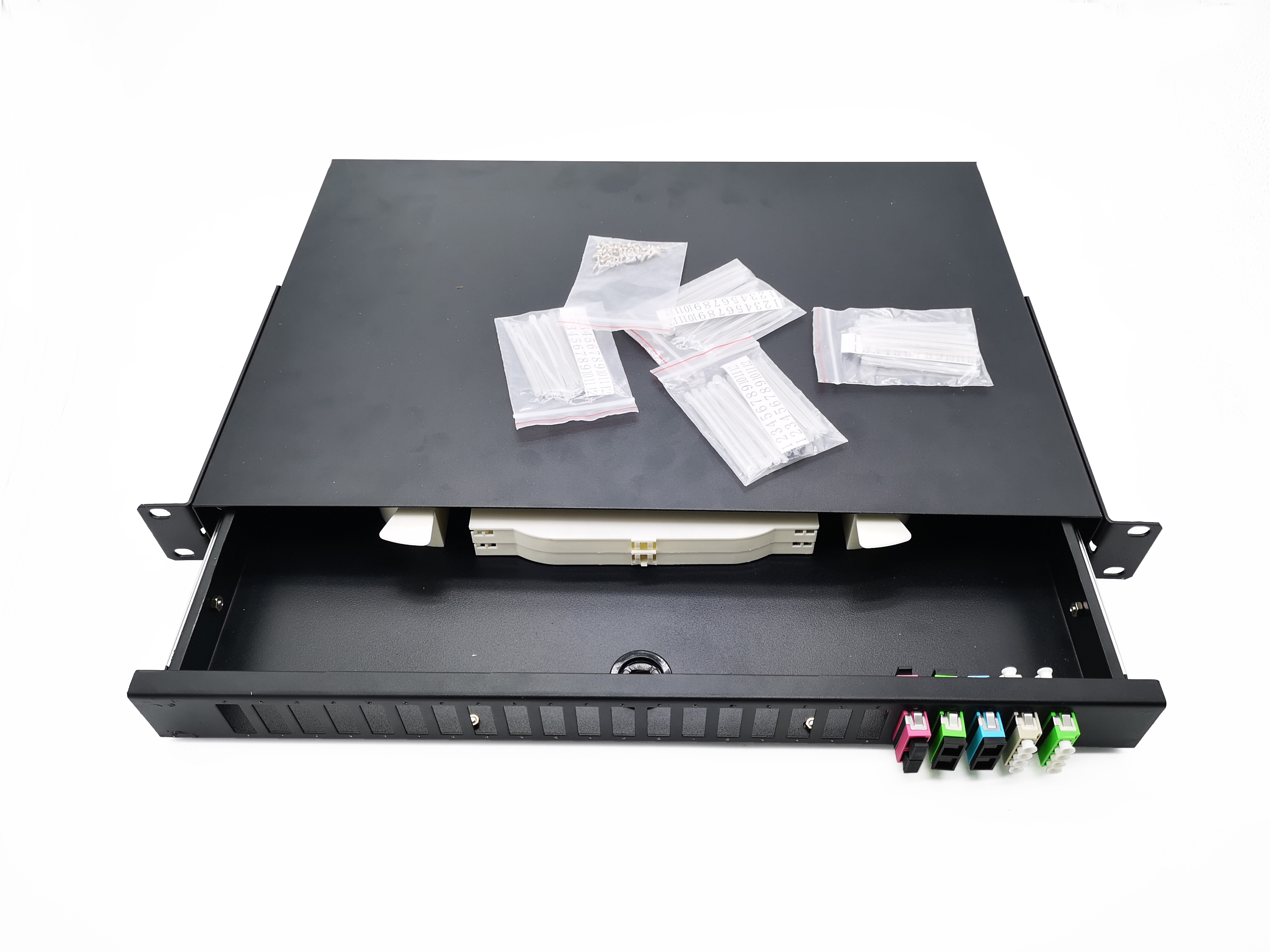 19 inch Metal ODF Fiber Optic Patch Panel For FTTH / FTTX / CATV / LAN ...