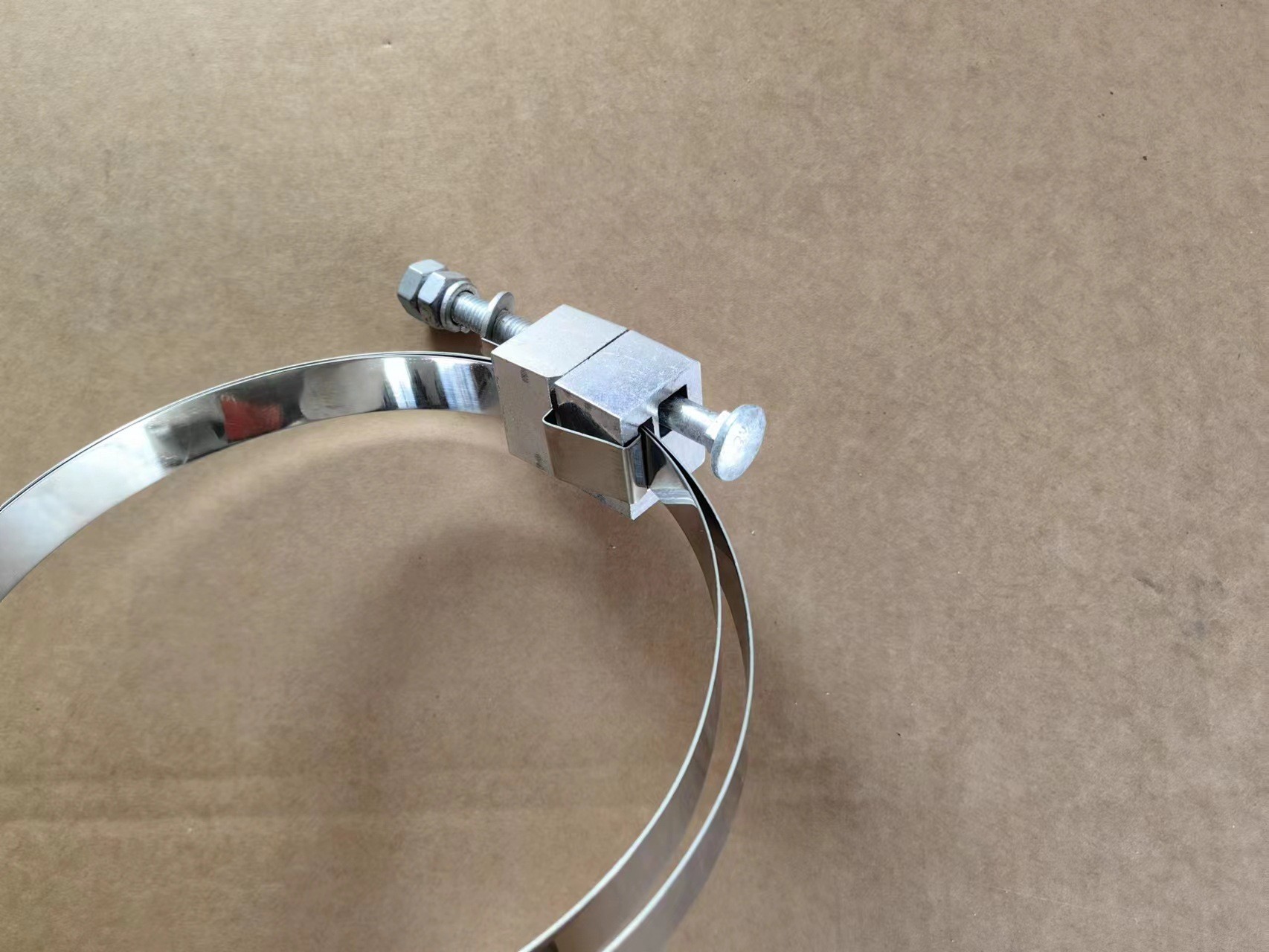 OPGW Cable Down Lead Clamps For Pole Stainless Steel Strips Material