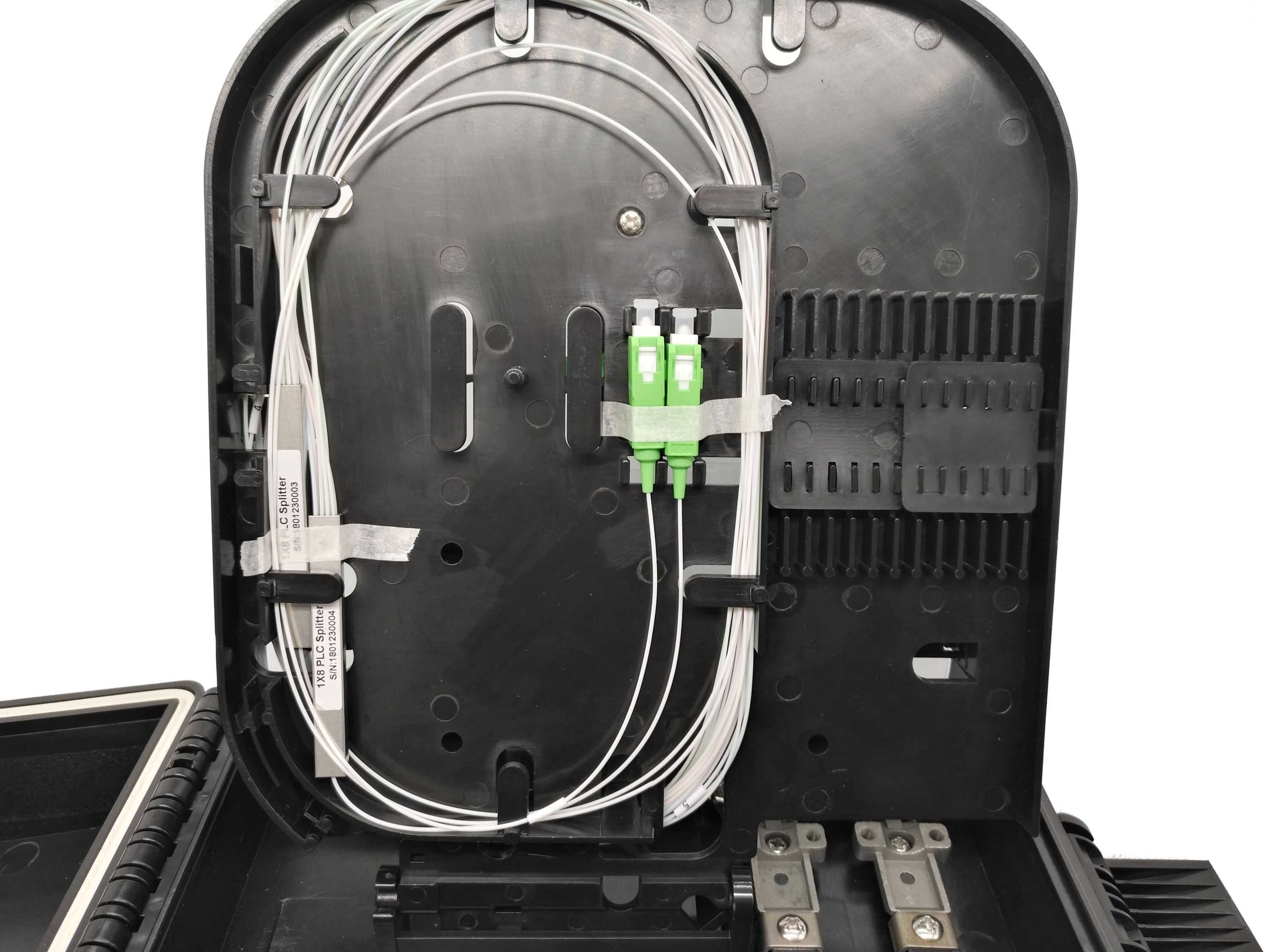 FTTH IP65 16 Ports 2pcs 1x8 Fiber Optic Splitter Box Aerial Pole Wall ...