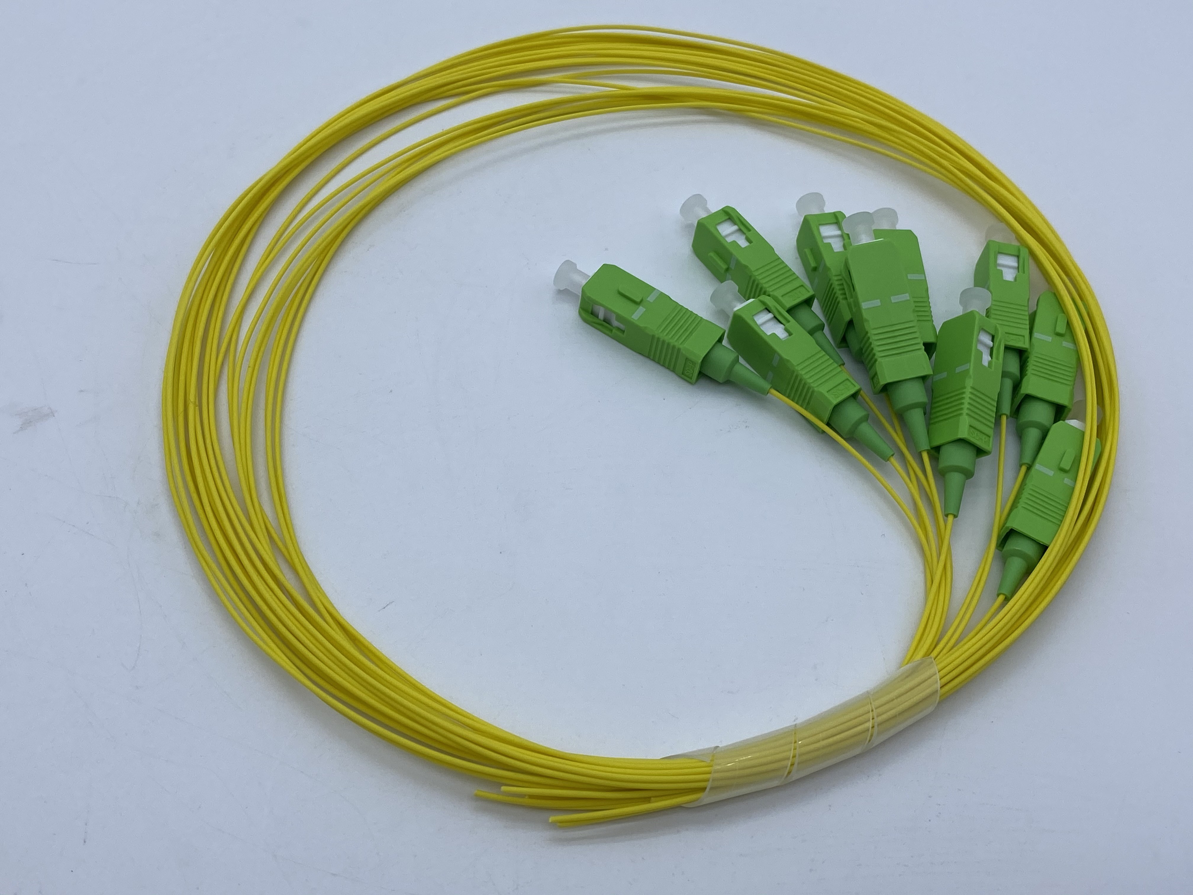 High Effective SC APC Fiber Optic Pigtail 0.9mm For Patch Panel Network