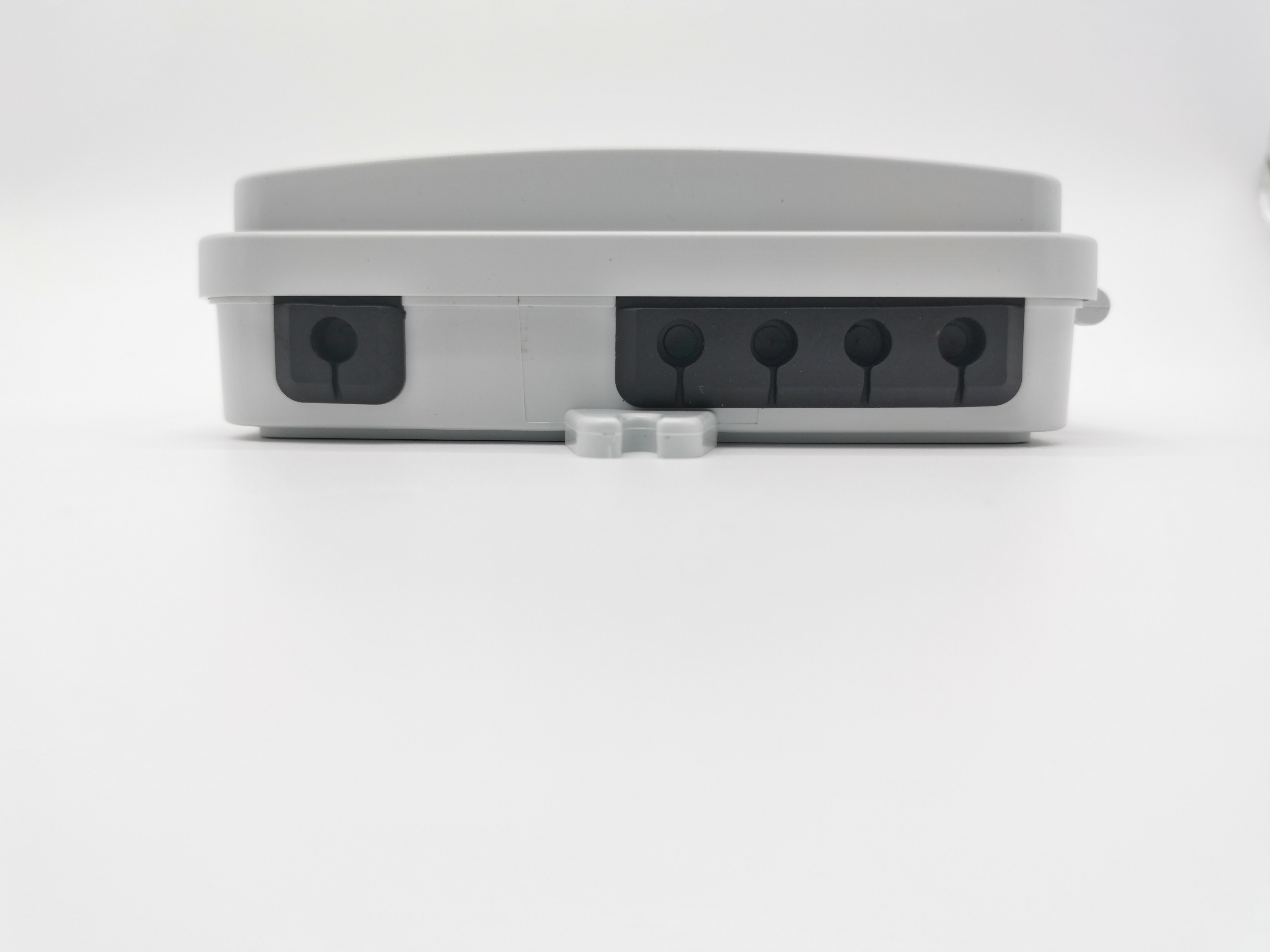 Fiber terminal box from to FTTH at home with villas to fix and FTB 108M ...